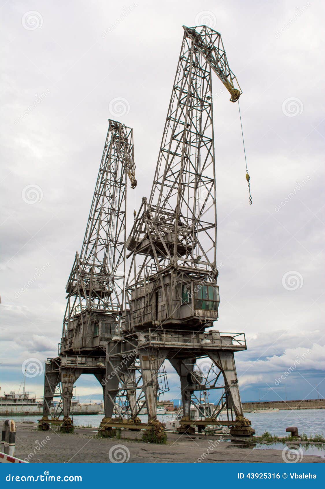Two cranes stock photo. Image of yellow, commerce, loading - 43925316