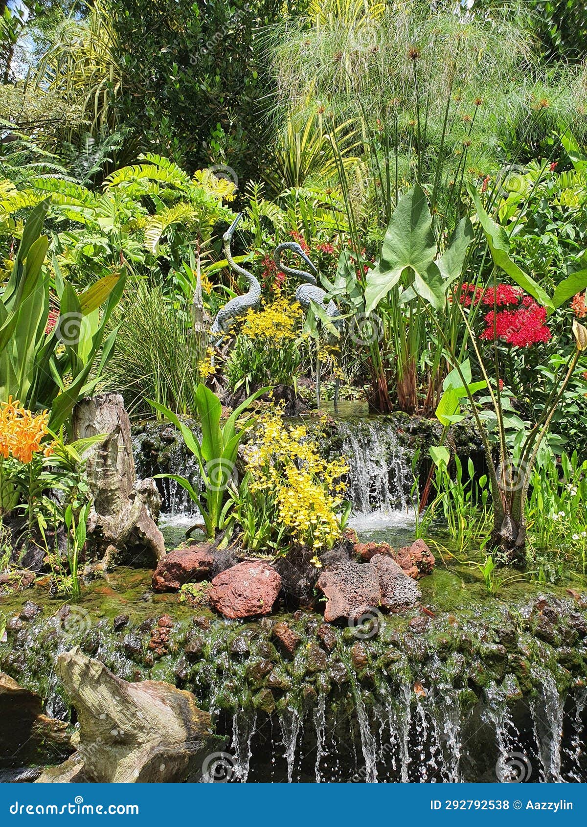 Two Cranes Sculpture in the Centre of Waterfall Stock Photo - Image of ...