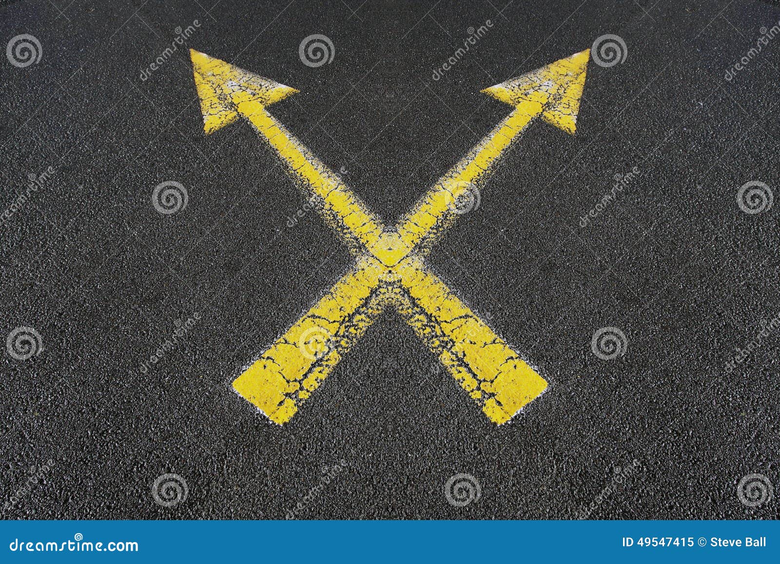 Two crossed yellow arrows stock image. Image of indication - 49547415