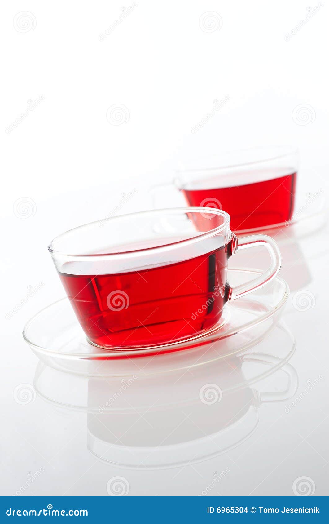 Two cups of tea stock photo. Image of liquid, minimalism - 6965304