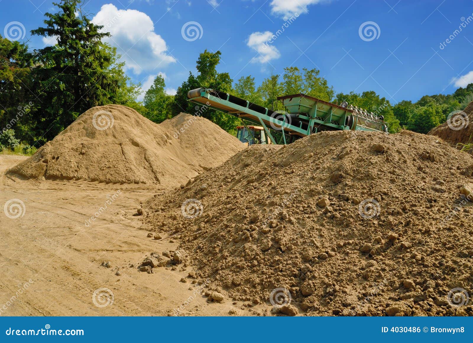 Two dirt piles stock photo. Image of dirt, sifting, machinery - 4030486