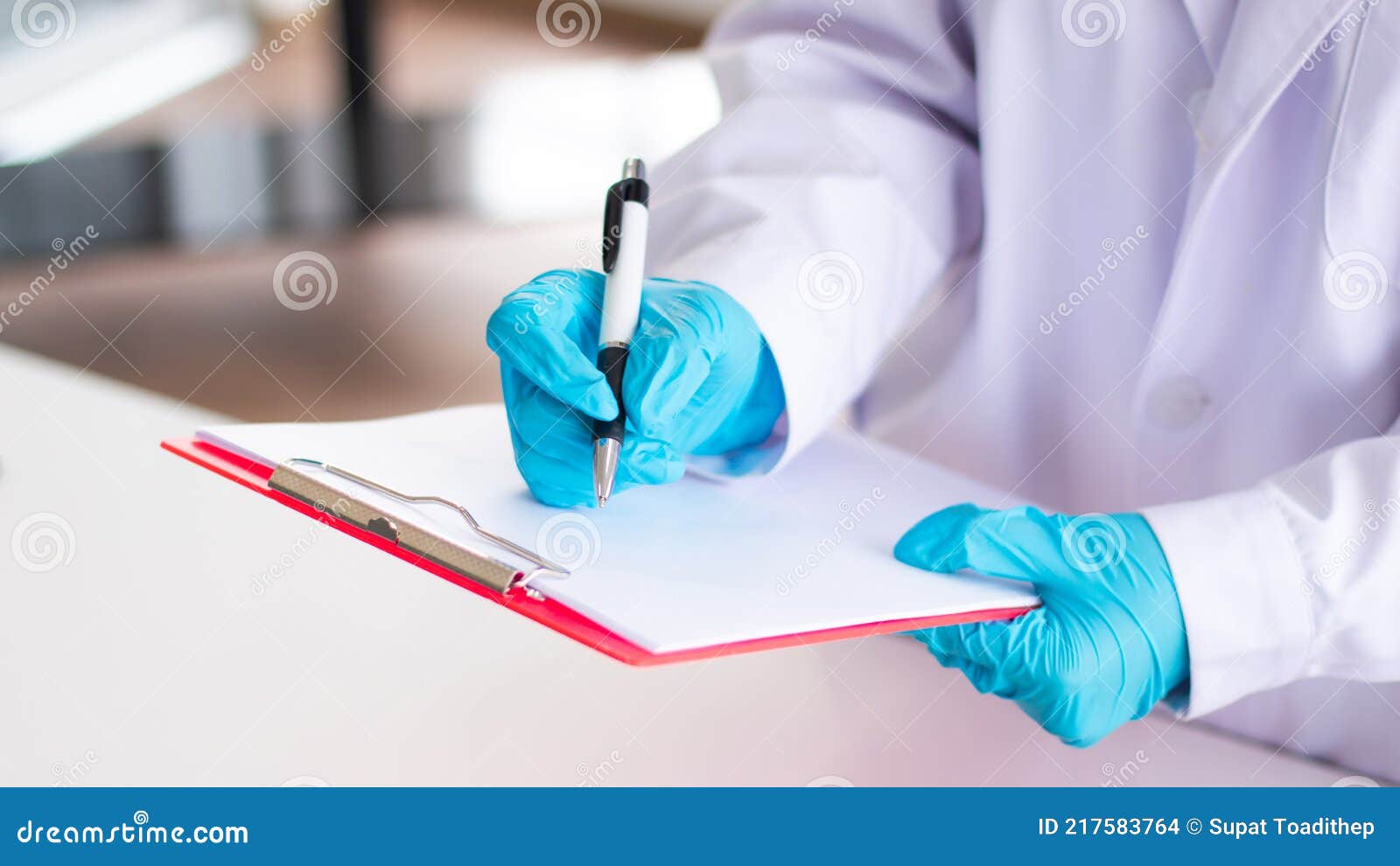 Two Doctors Holding a Psycho Patient on Bed in Hospital Stock Photo ...