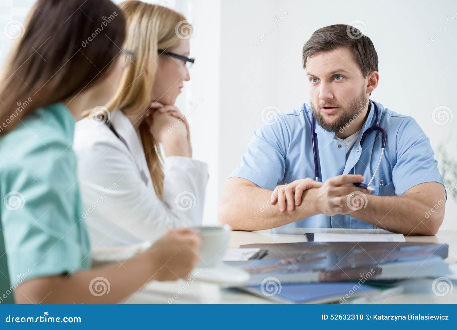 Two female interns stock photo. Image of horizontal, meeting - 52632310