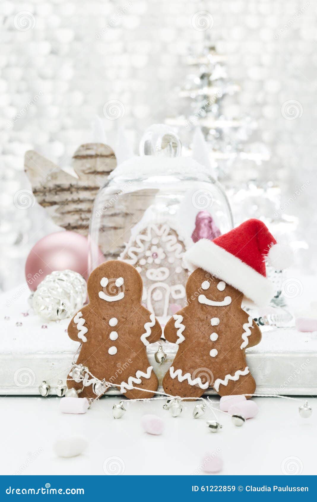 Two gingerbread man stock image. Image of house, fest - 61222859