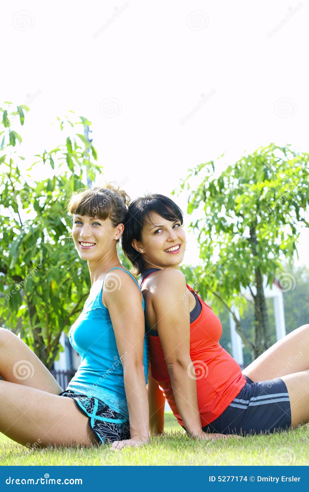 Two Girls Picture. Image: 5277174