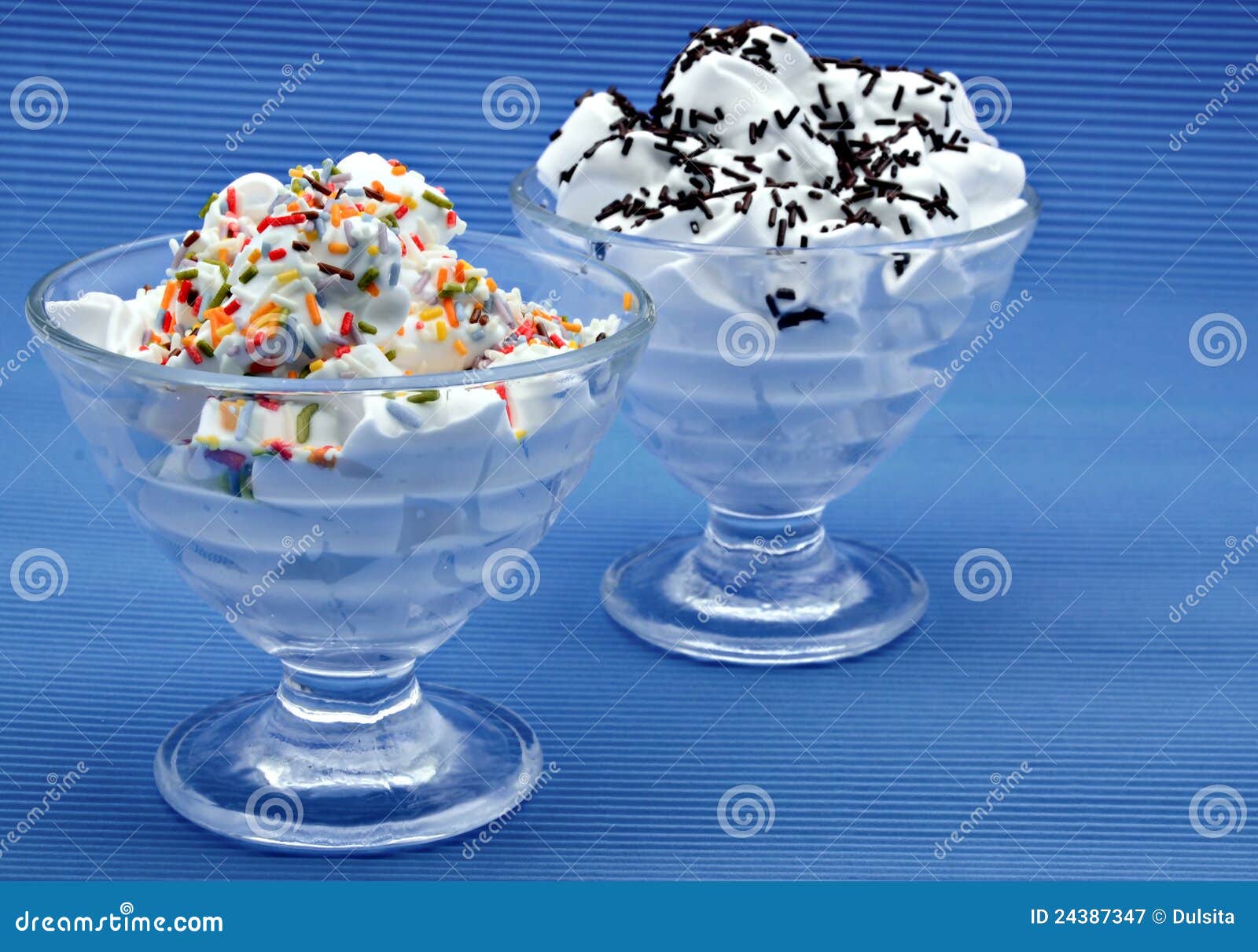 Two glasses of ice cream stock image. Image of sweet - 24387347