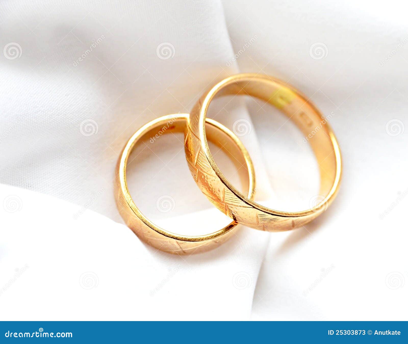Two golden wedding rings stock image. Image of shine - 25303873
