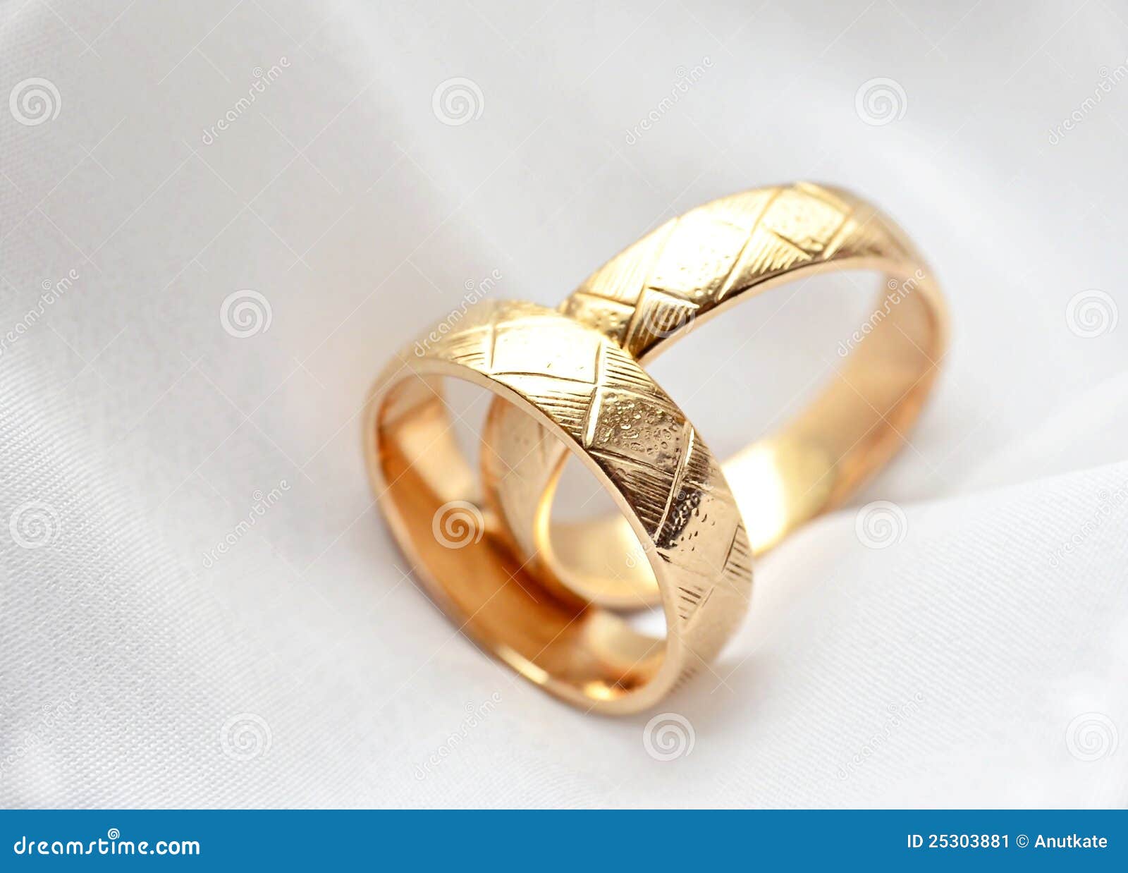 Two golden wedding rings stock image. Image of couple - 25303881