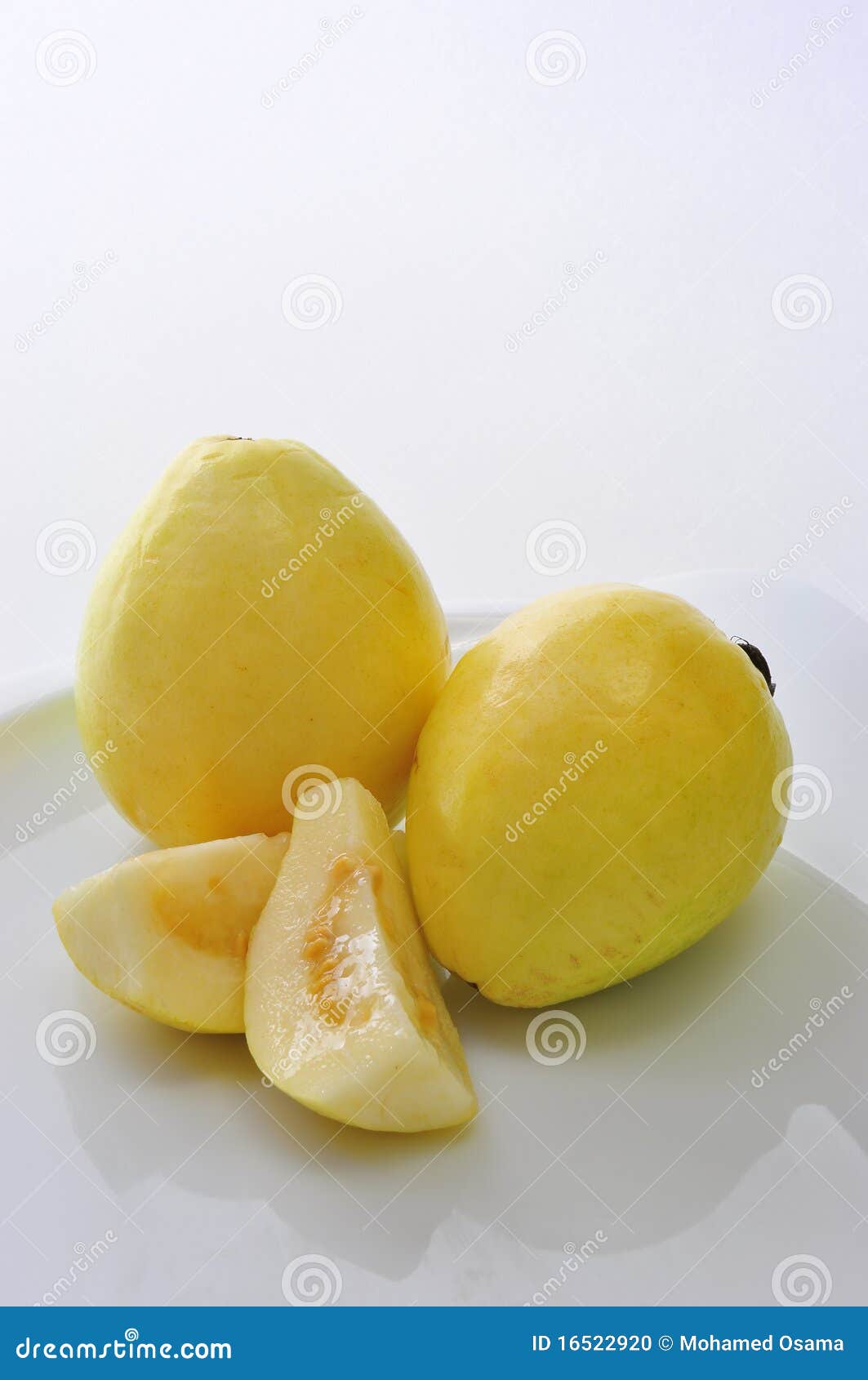 Two Guava Fruits and Slices Stock Photo - Image of cuts, fresh: 16522920