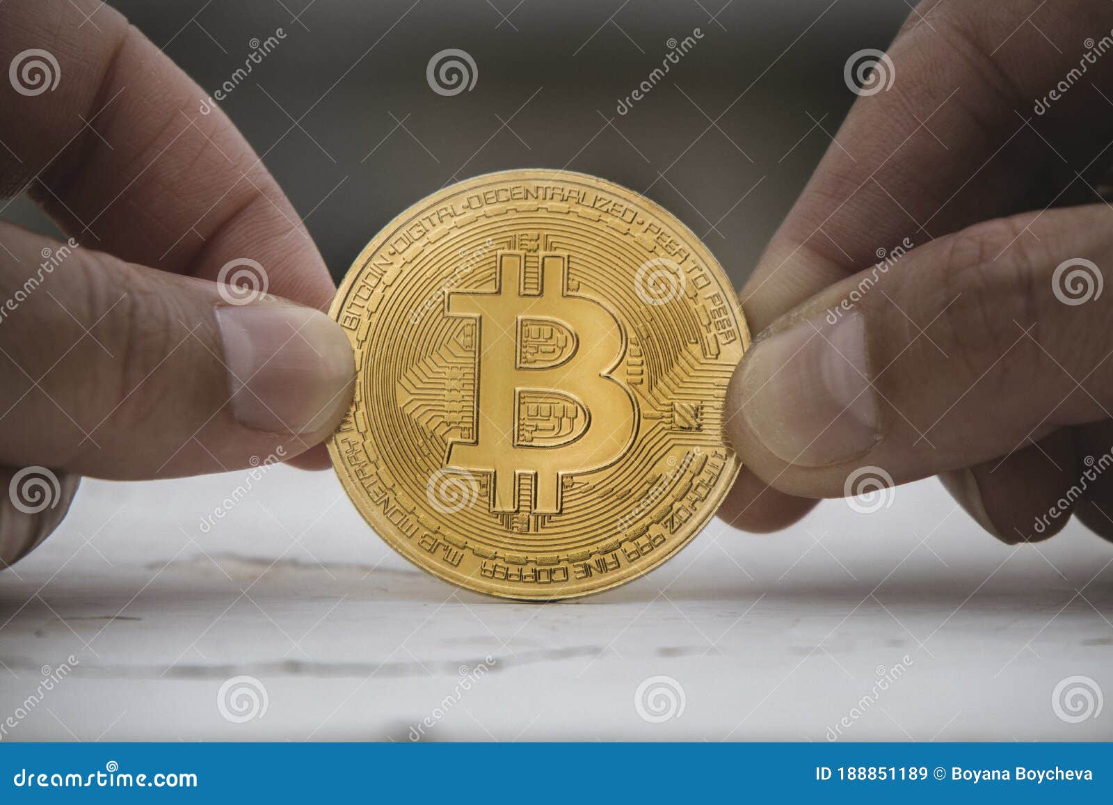 Hands, Coin, Bit Coin, Currency Concept, Bitcoin, Crypto, Money Stock ...