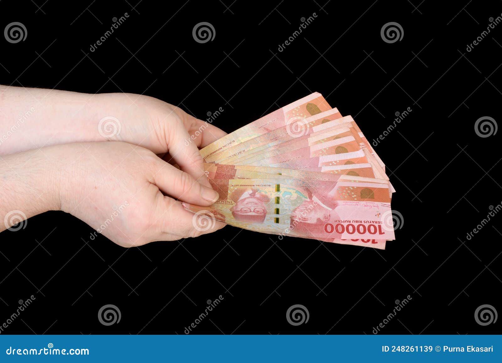 Two Hands Counting Several Red Banknotes on Black Background Stock ...