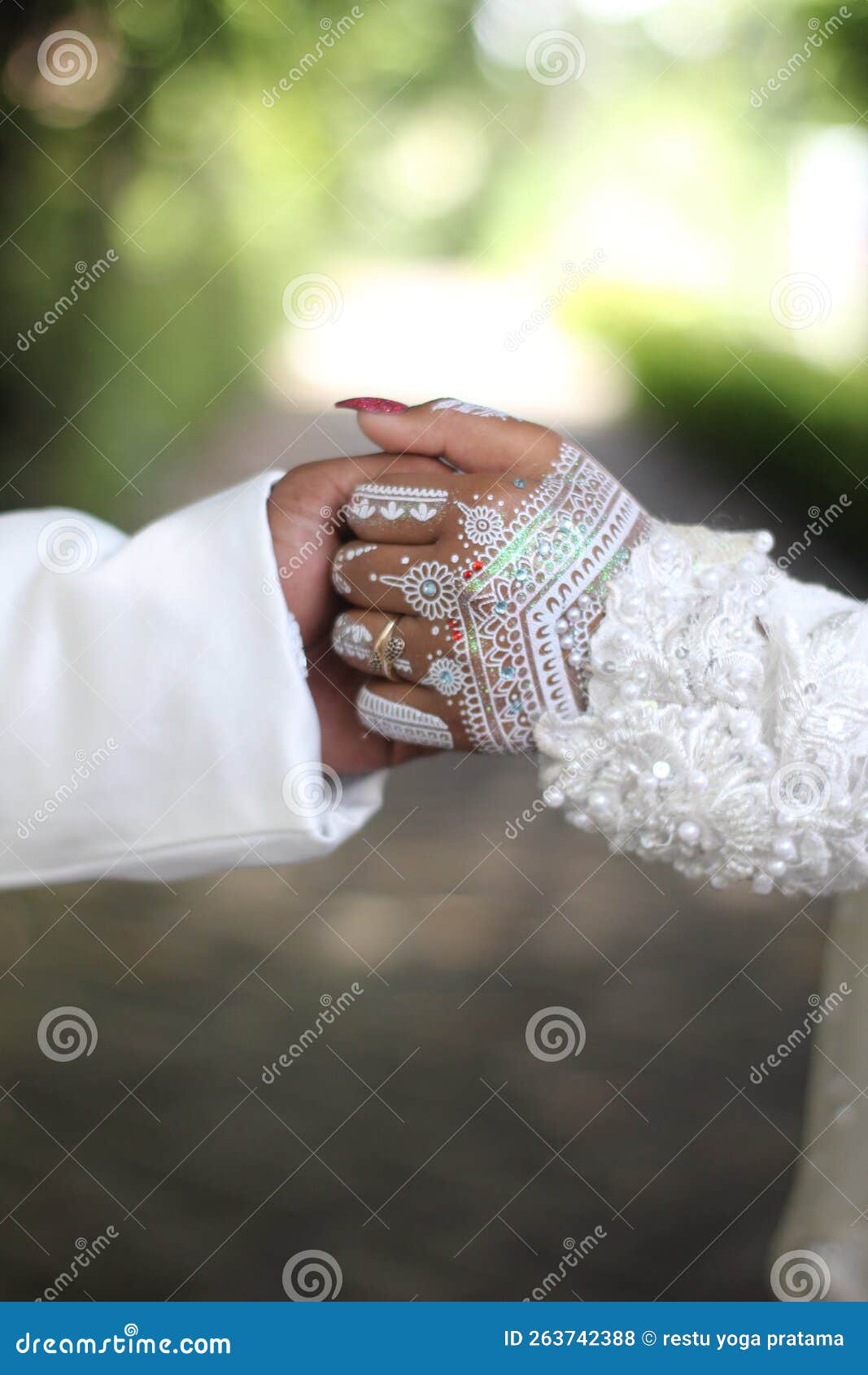 Two Hands Photo Wedding Outdoor Stock Photo - Image of wedding, hands ...