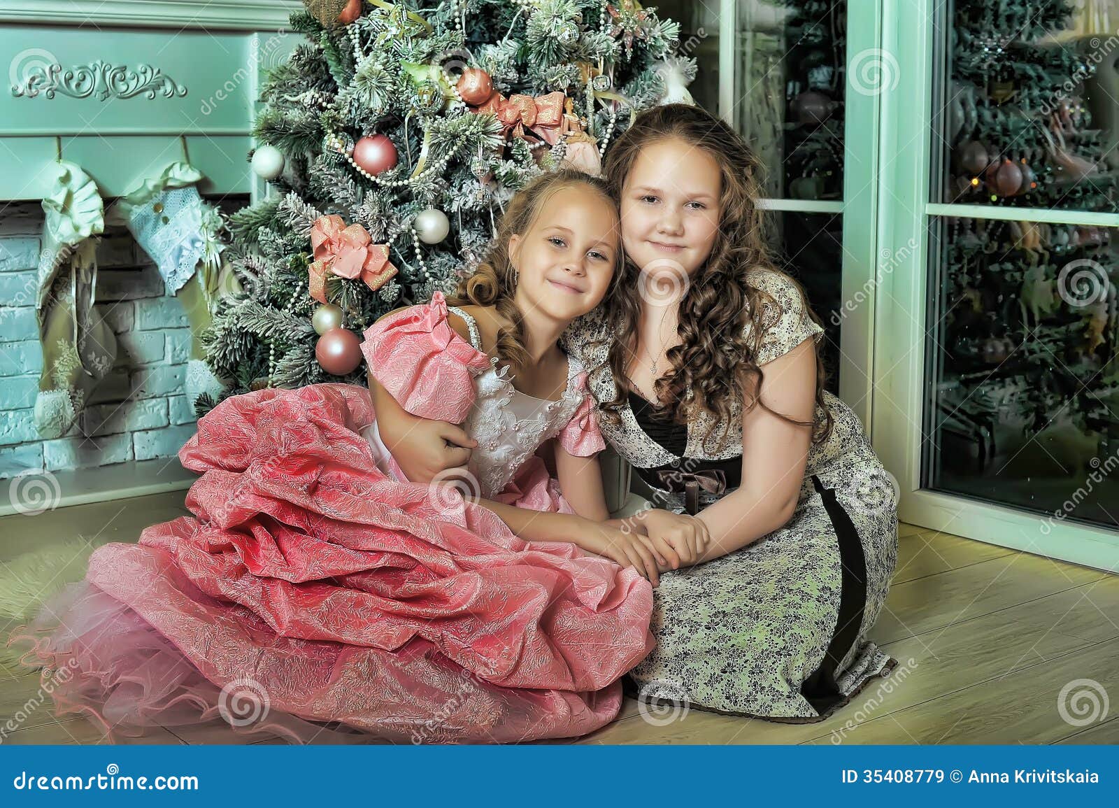 Two Happy Sisters at Christmas Stock Image - Image of dress, decoration ...