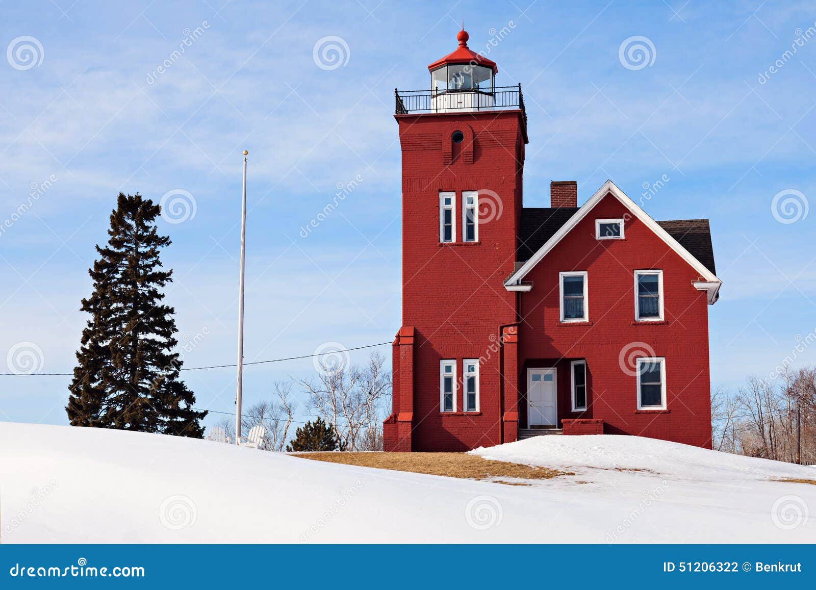 Two Harbors Lighthouse stock photo. Image of architecture - 51206322