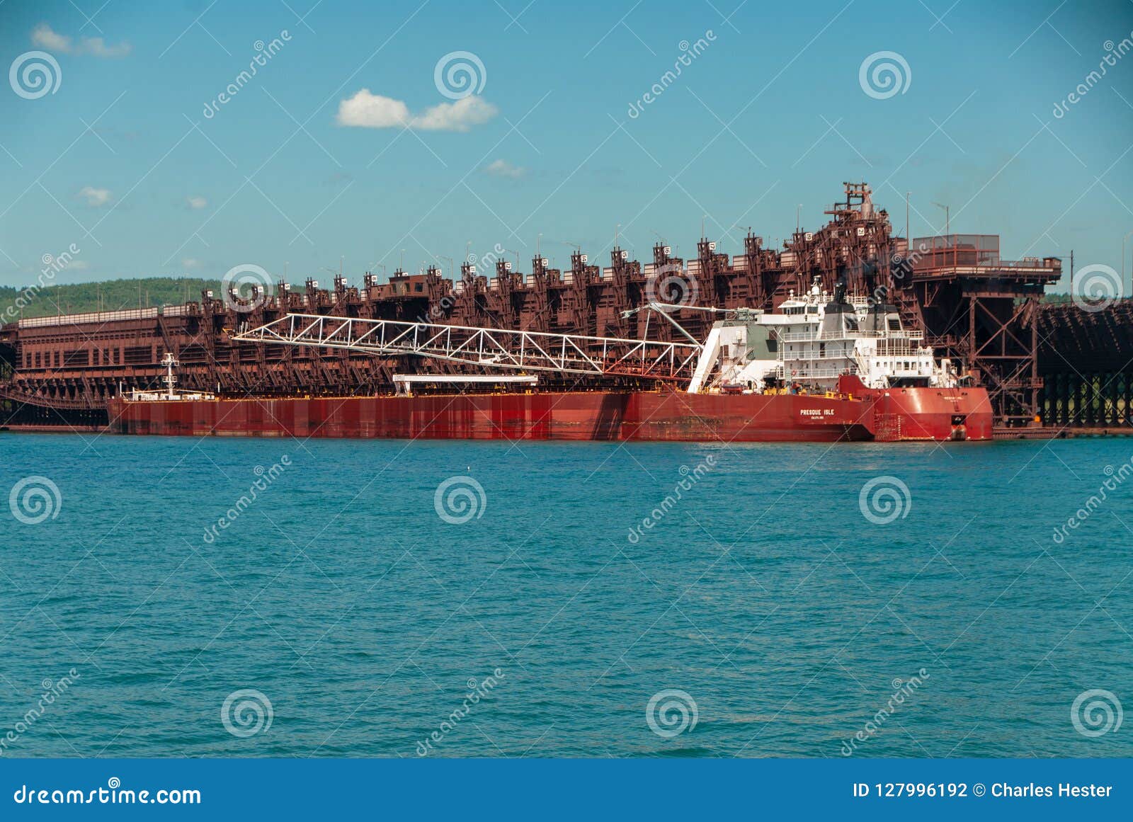 Two Harbors Ships editorial photography. Image of building - 127996192
