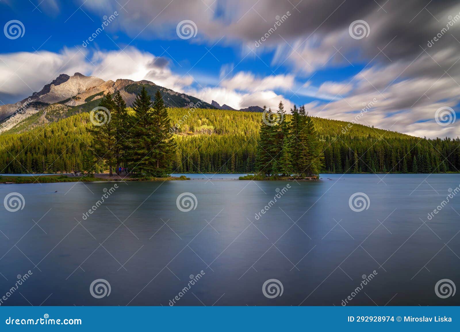 Two Jack Lake in Banff National Park, Canada Stock Photo - Image of ...