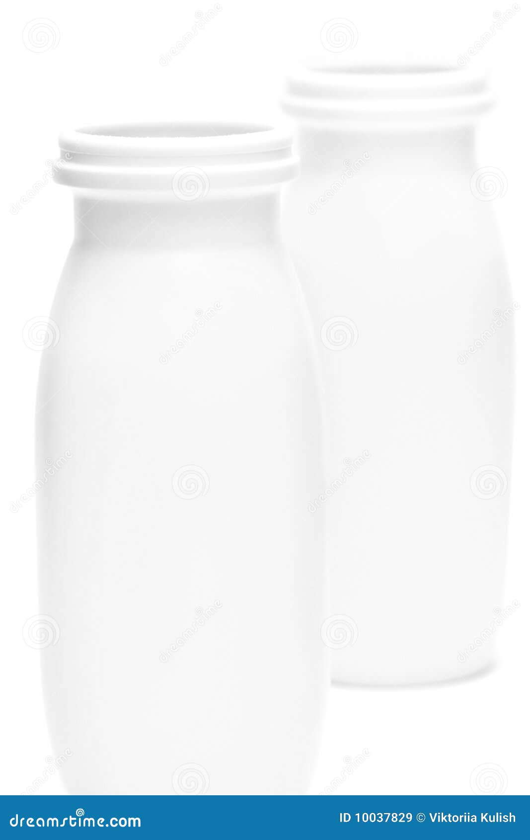 Two jars with milk stock image. Image of abstract, fresh - 10037829