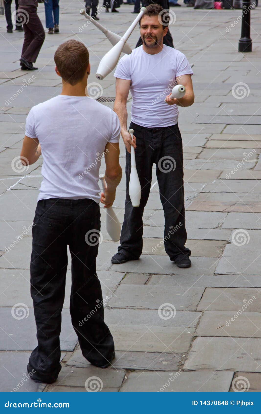 Two Jugglers editorial stock photo. Image of theatre - 14370848