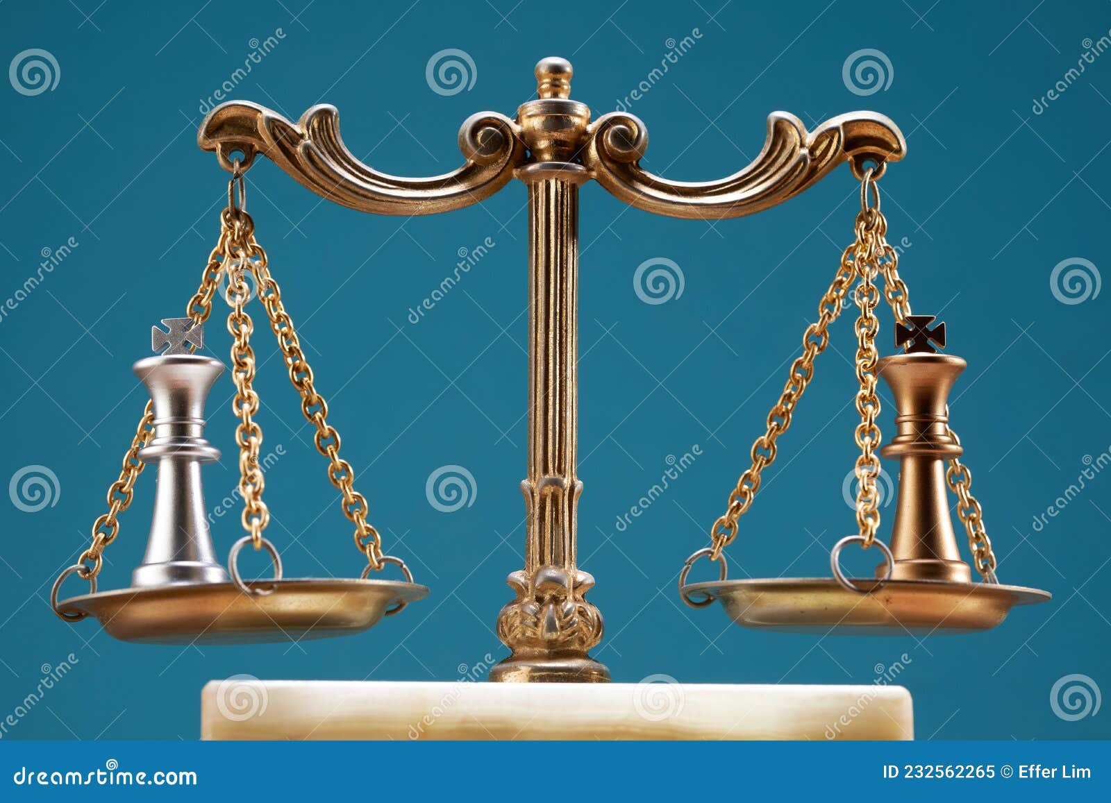 Two Kings Chess Piece and Libra Scale Stock Image - Image of judgement ...