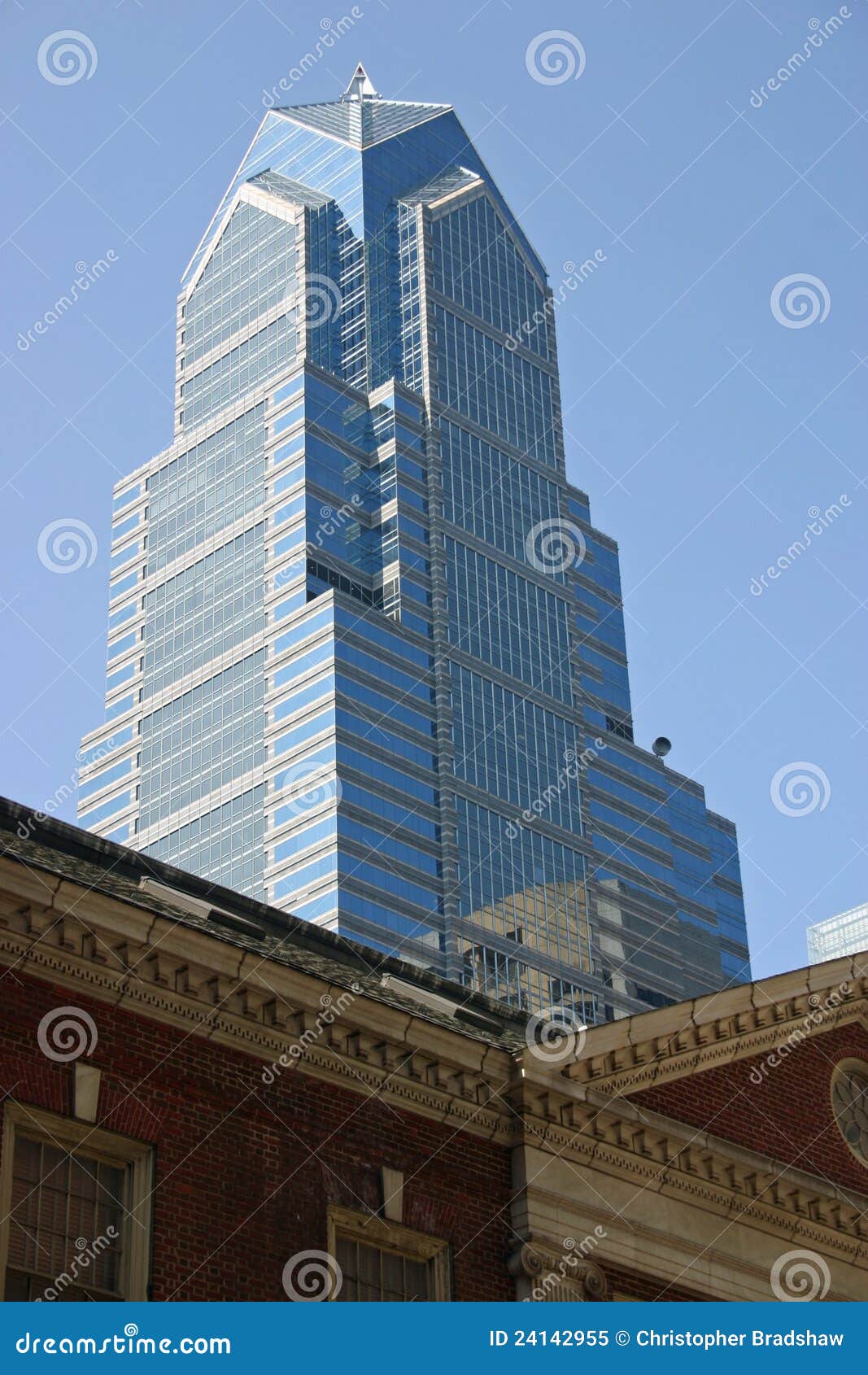 Two Liberty Place stock image. Image of philadelphia - 24142955