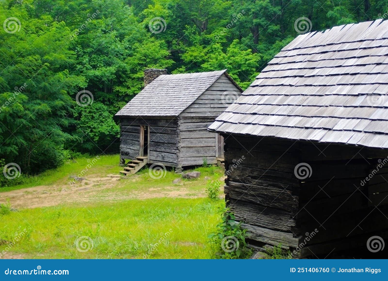 Two Log Cabins Deep in the Woods Stock Photo - Image of vacation, trees ...