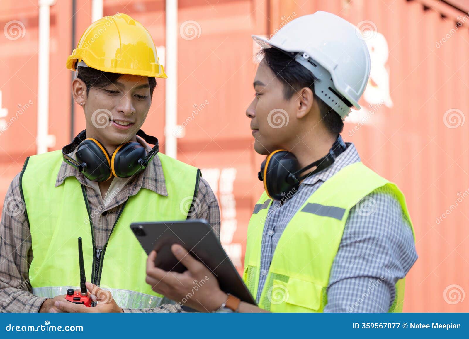 Logistics Engineers Collaborate on Container Management Warehouse ...