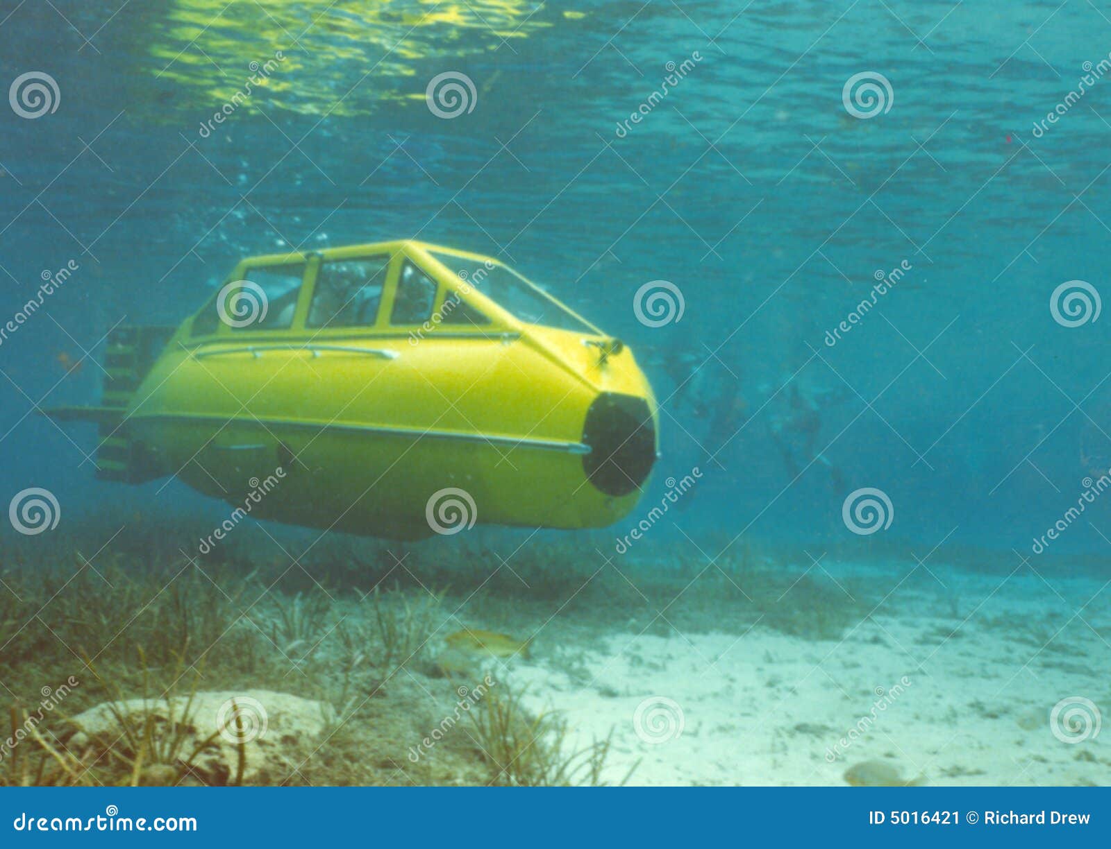 Two Man Wet Sub Yellow Submarine Stock Image - Image of underwater ...