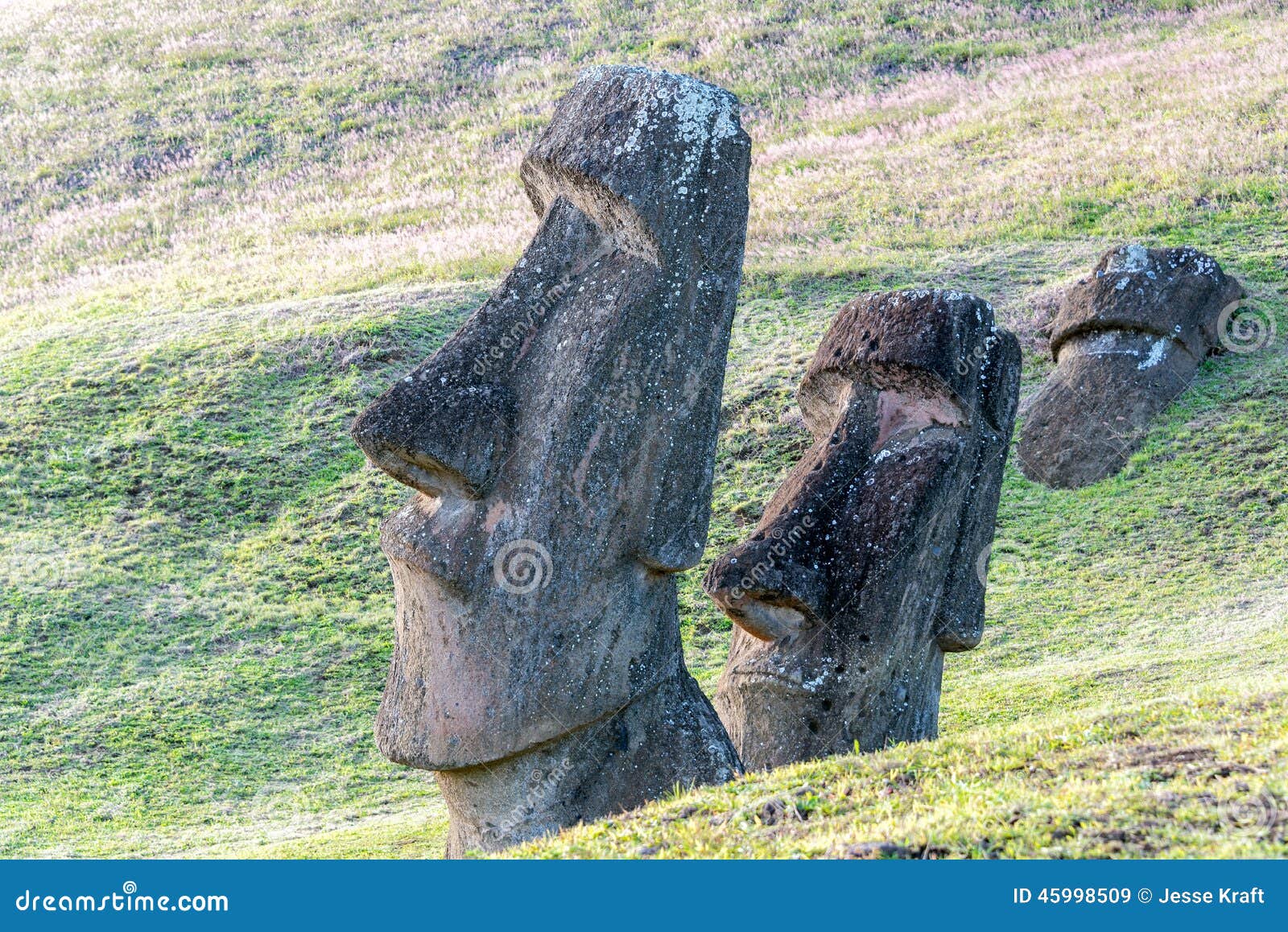 Moai Statues Of Ahu Akivi, The Only Moai Facing The Ocean - Easter ...