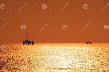 Two Offshore Oil Rigs during S Stock Image - Image of platform, crane ...