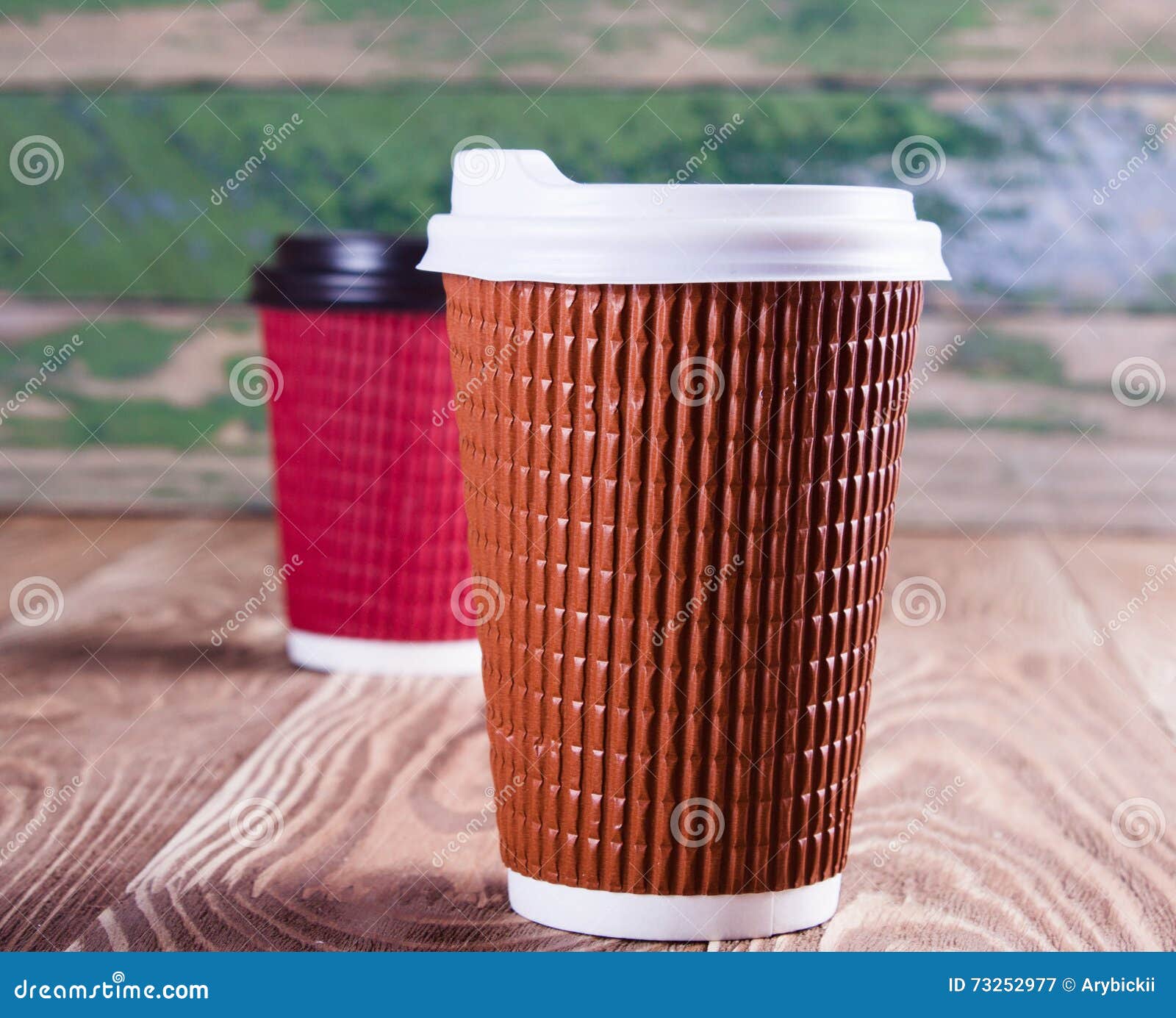 Two paper coffee cups stock image. Image of chain, drink - 73252977
