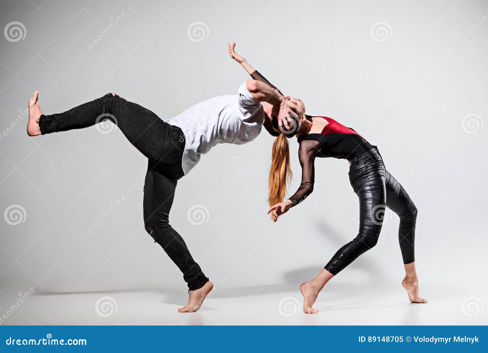 Two people dancing stock image. Image of acrobat, contemporary - 89148705