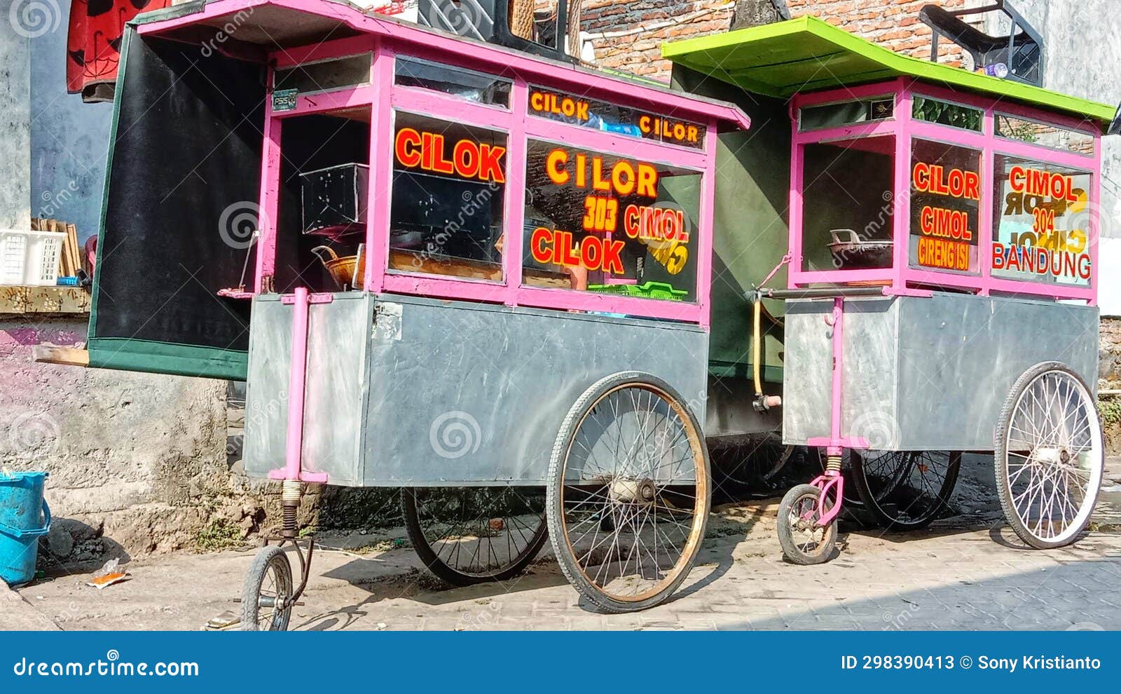 Two Pink Street Food Carts. Stock Image - Image of cycling, carts ...