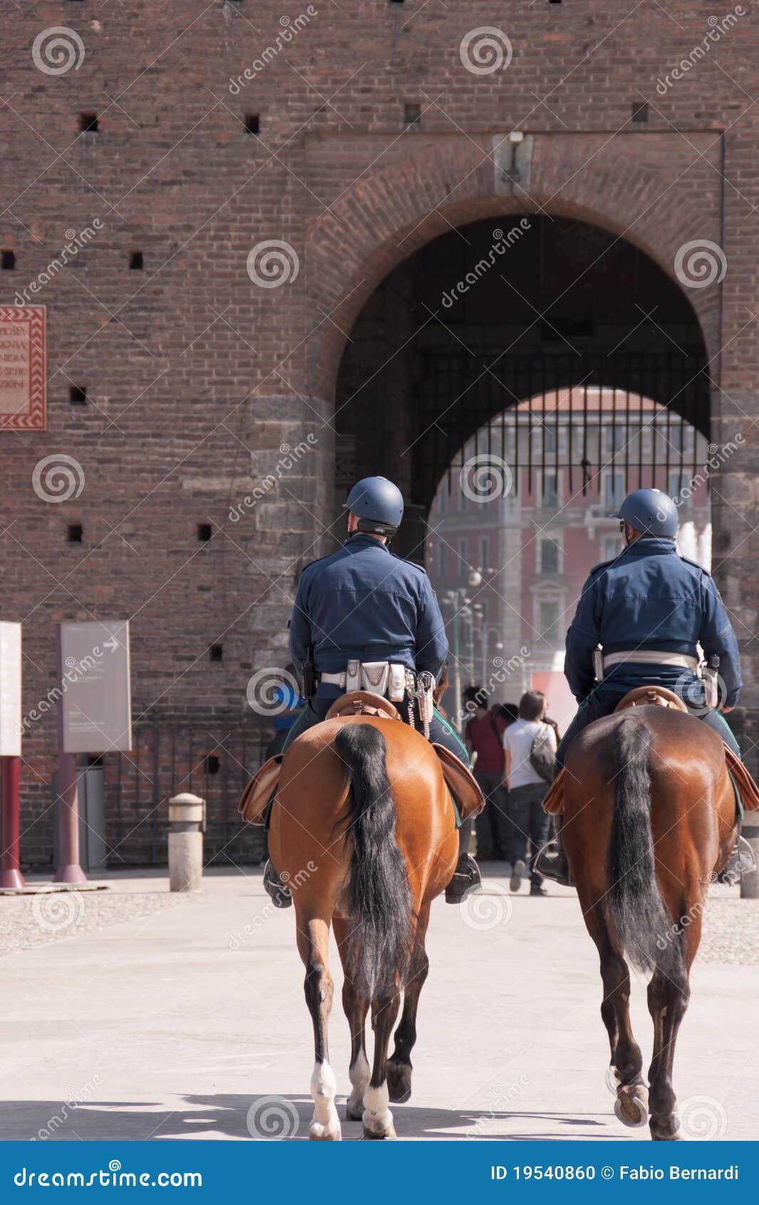 Two policemen on horseback editorial image. Image of outdoor - 19540860