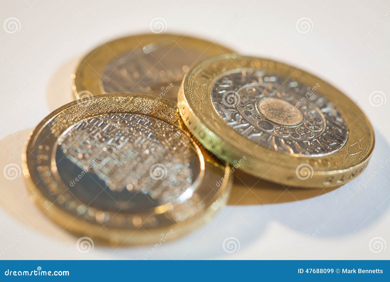 Two Pound Coins stock image. Image of savings, business - 47688099