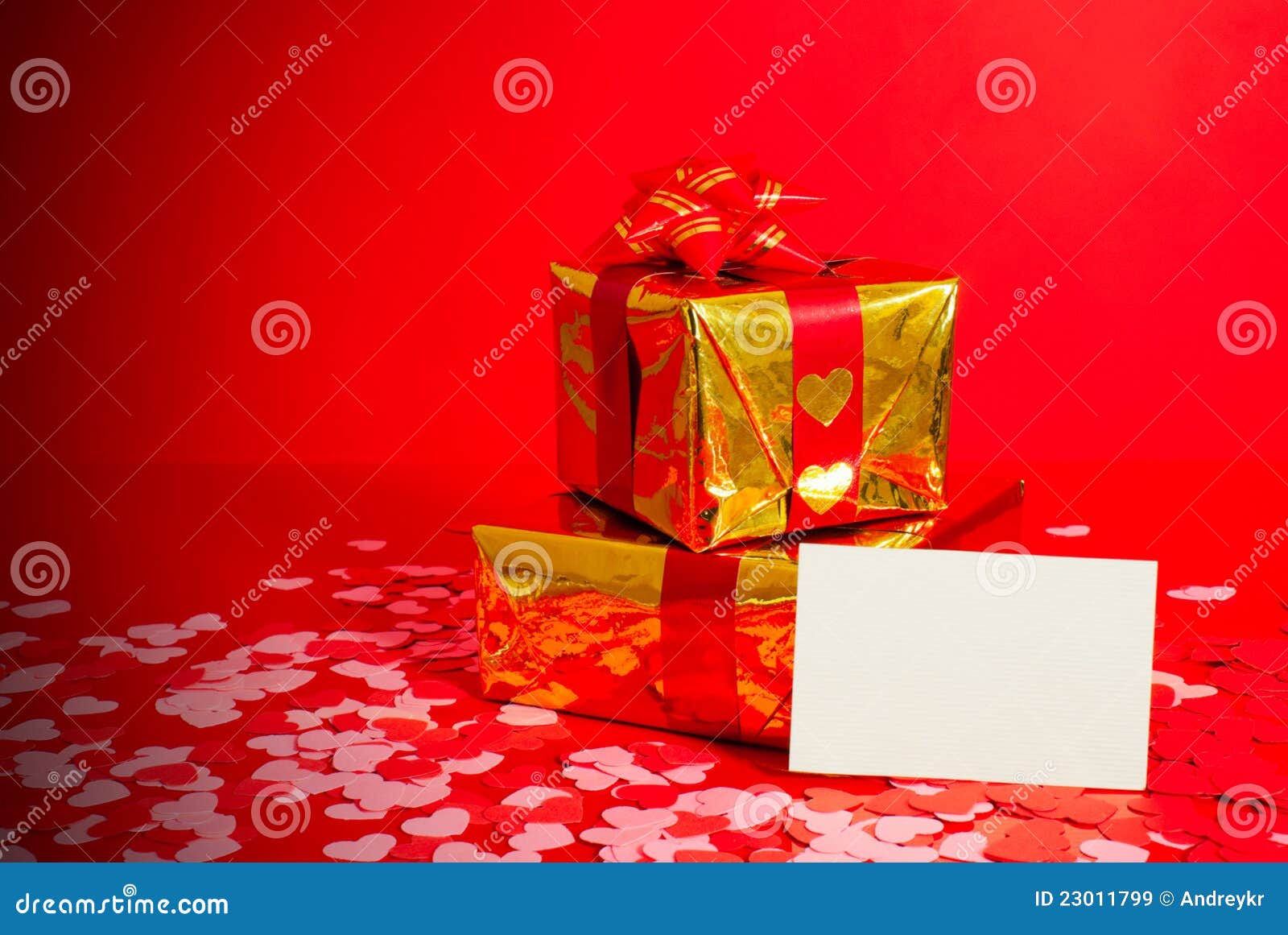 Two Presents and Blank Card Stock Image - Image of shiny, gifts: 23011799