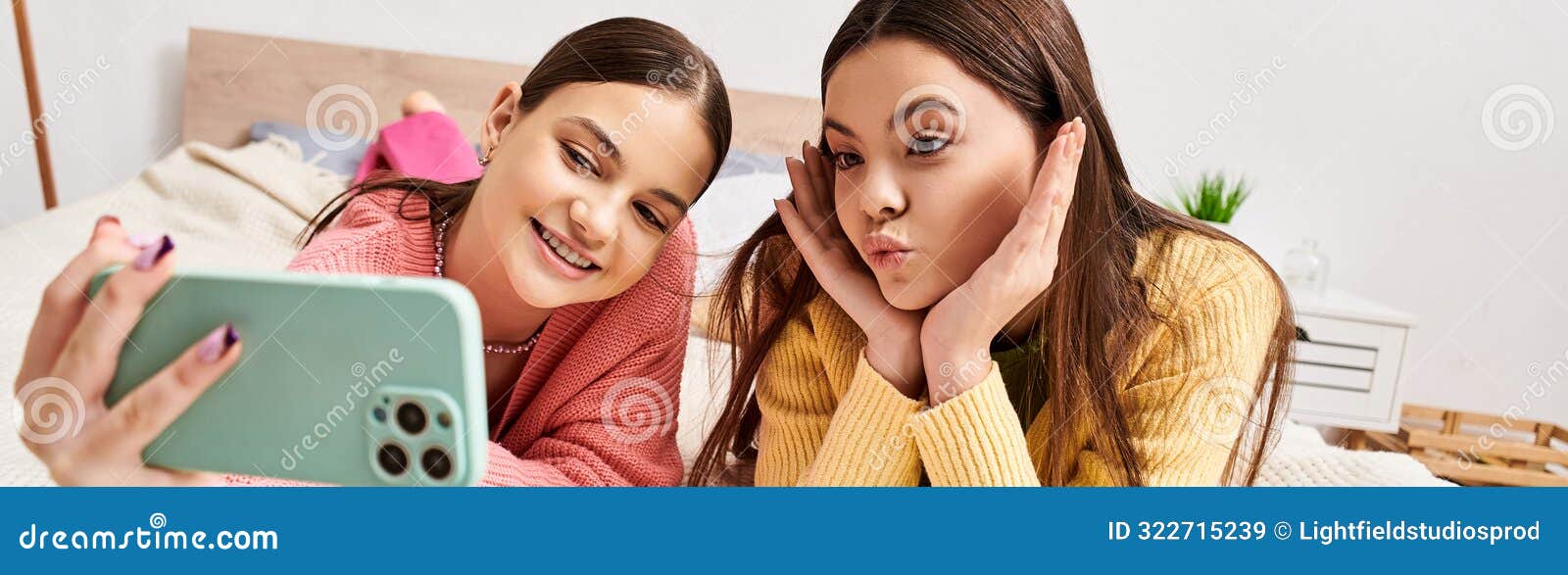 Two Pretty Teenage Girls in Casual Stock Image - Image of lifestyle ... Two Pretty Teenage Girls in Casual Stock Image - Image of lifestyle ...