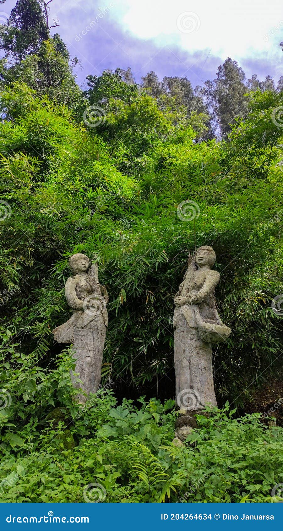 Two princess statue stock photo. Image of rock, statue - 204264634