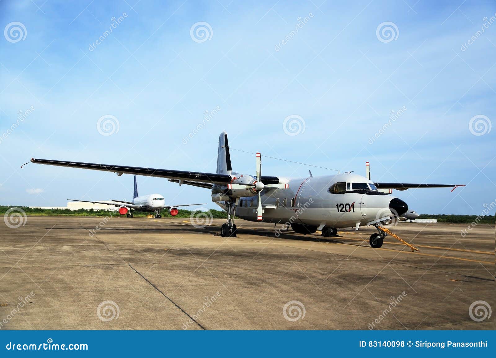 Two propeller aircraft editorial stock photo. Image of propeller - 83140098