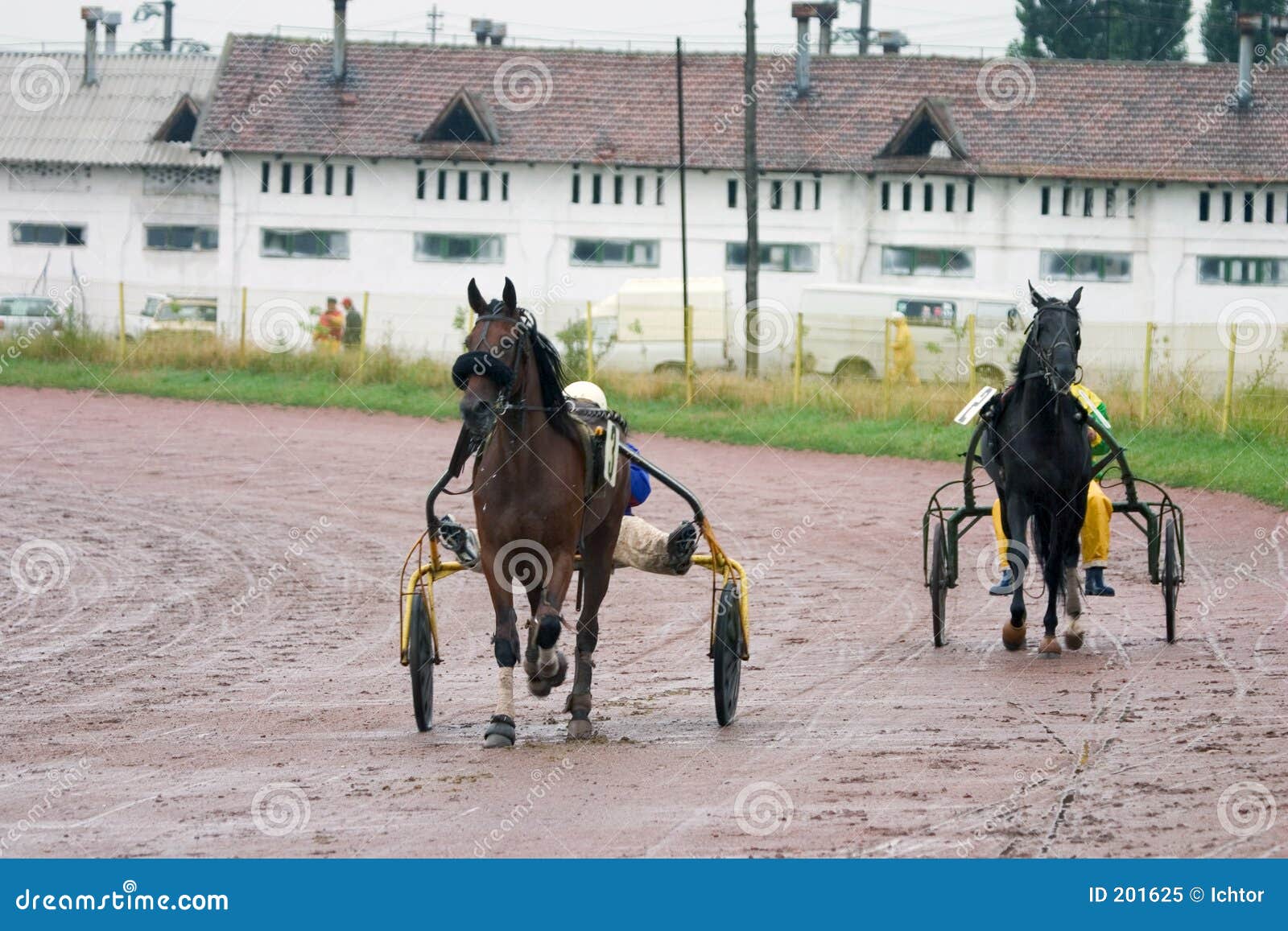 Two Racing Horse Carriages Picture. Image: 201625