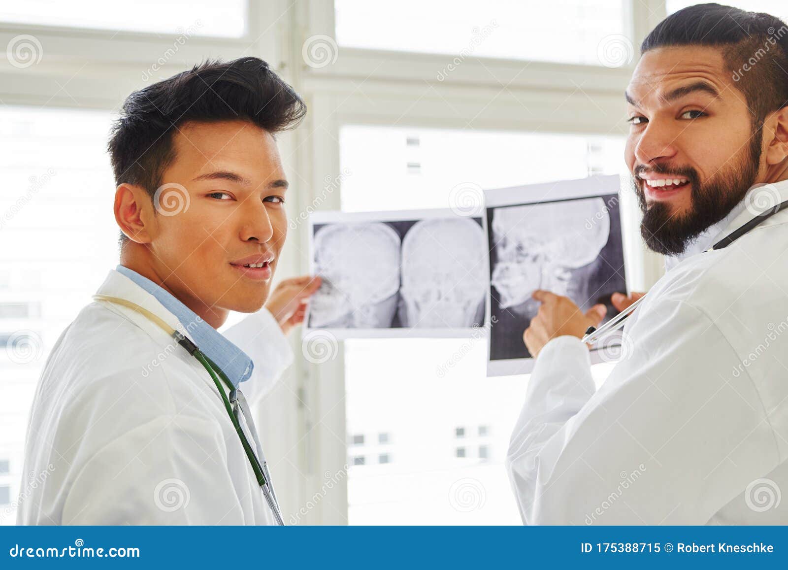 Two Radiology Doctors with X-ray Stock Image - Image of head ...