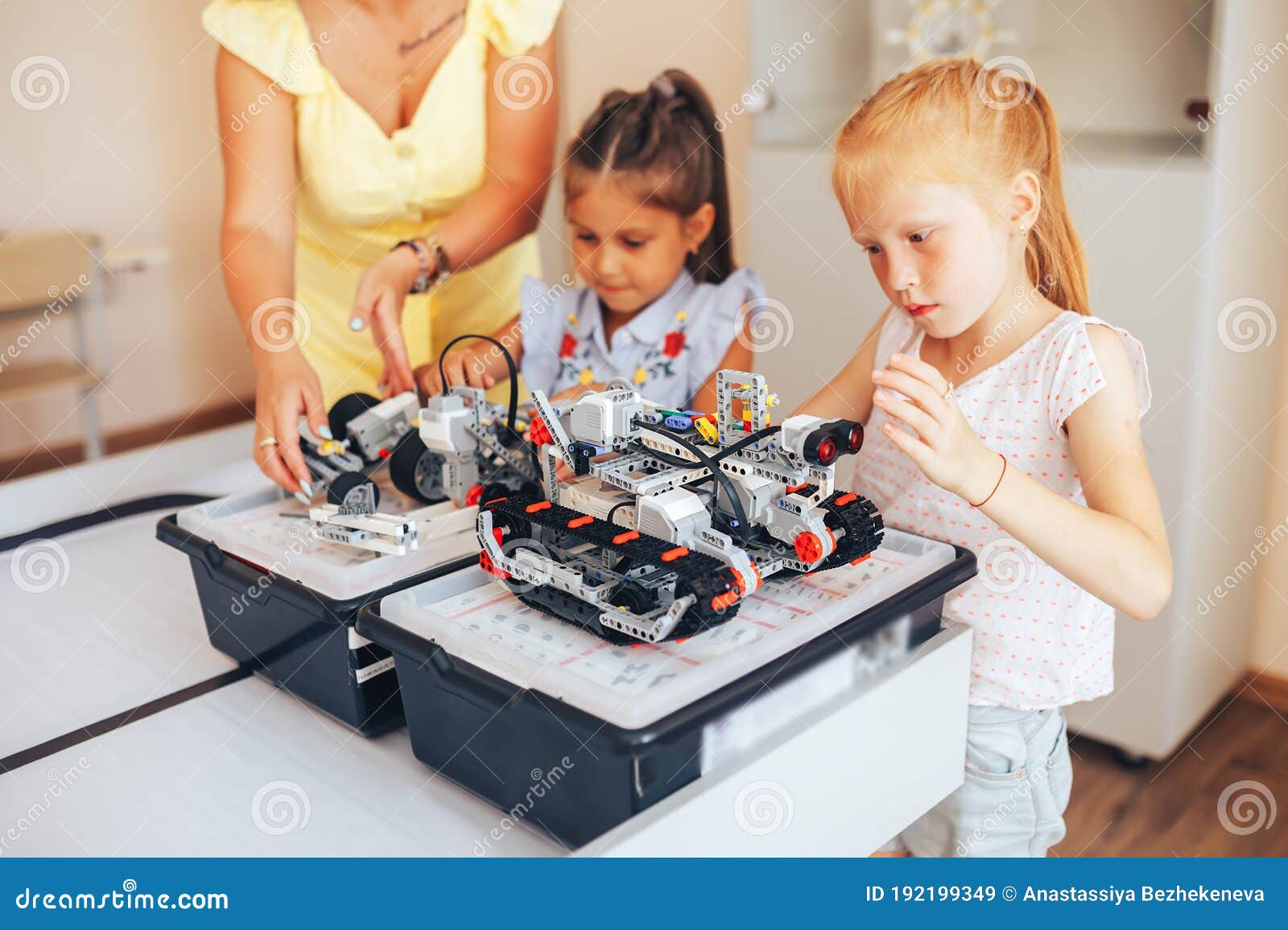 Assemble Robot Body Stock Photo | CartoonDealer.com #66146496