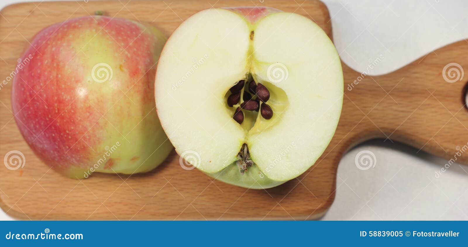 Two sides of the apple stock image. Image of vegetarian - 58839005