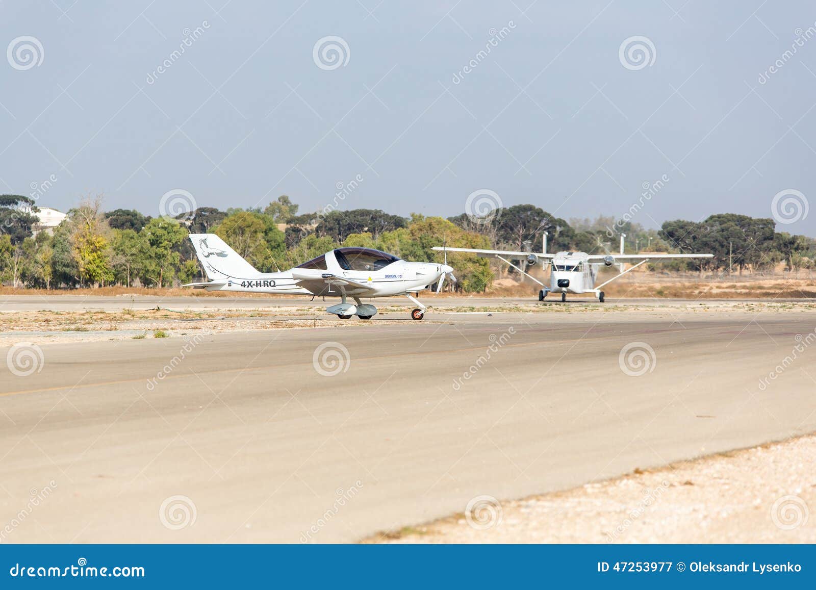 Two small aircraft editorial photography. Image of biplane - 47253977