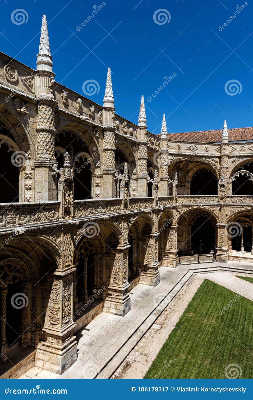 Two-storey Cloisters of the Jeronimos Monastery Stock Image - Image of ...