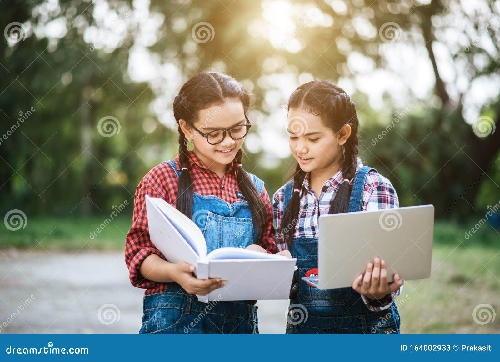 Two Study Girl Talking To Each Other Stock Image - Image of girls ...
