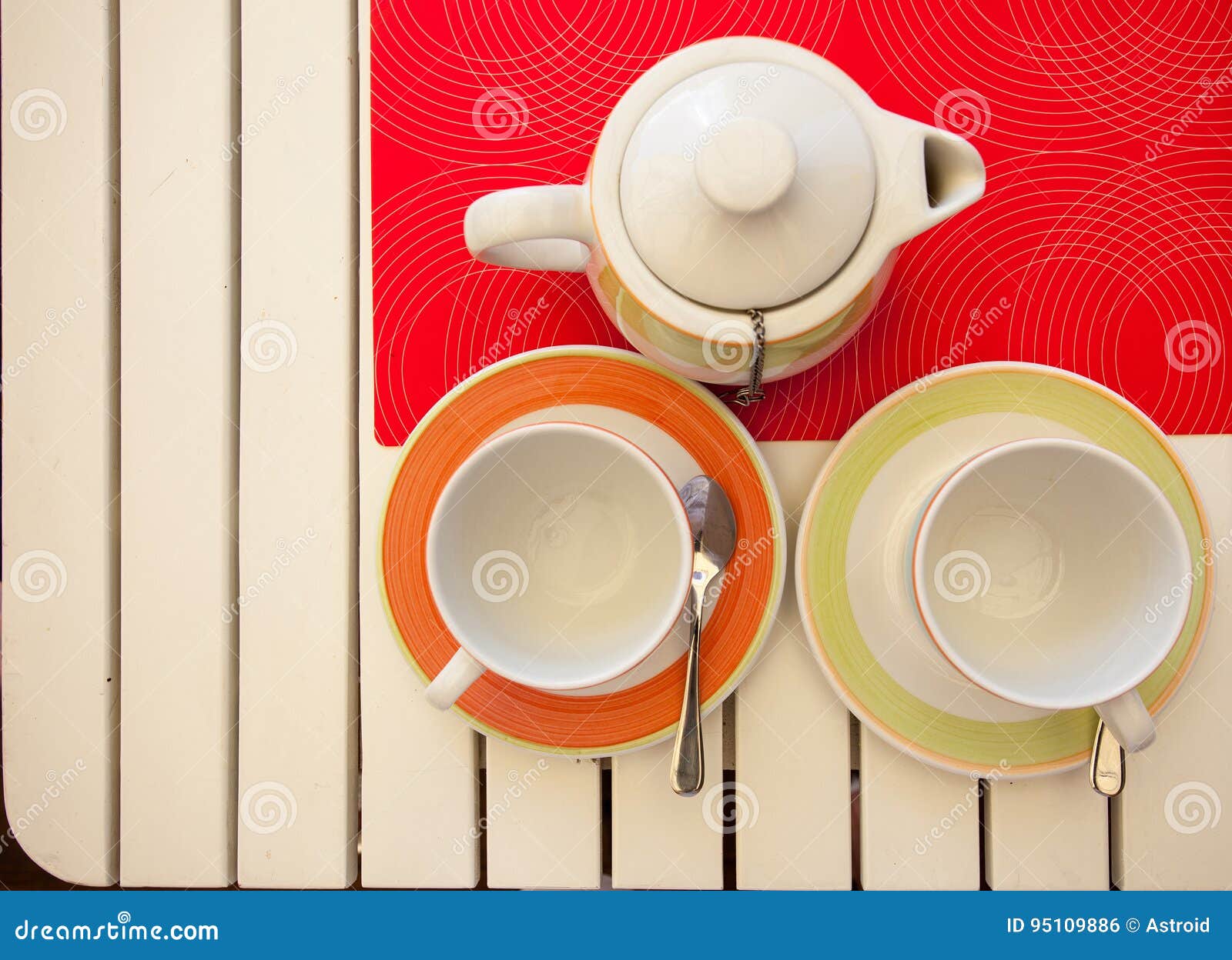 Two teacups and teapot stock photo. Image of vintage - 95109886