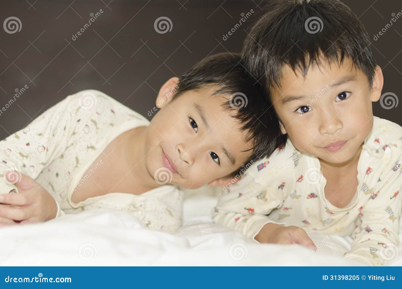 Two twins brothers stock image. Image of eyelid, panoramic - 31398205
