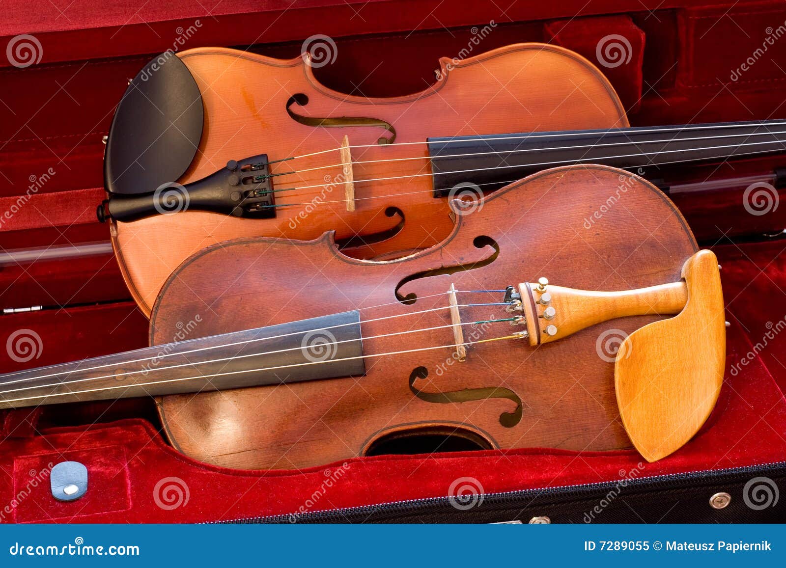 Two Violins Side by Side in a Case Stock Image - Image of entertainment ...