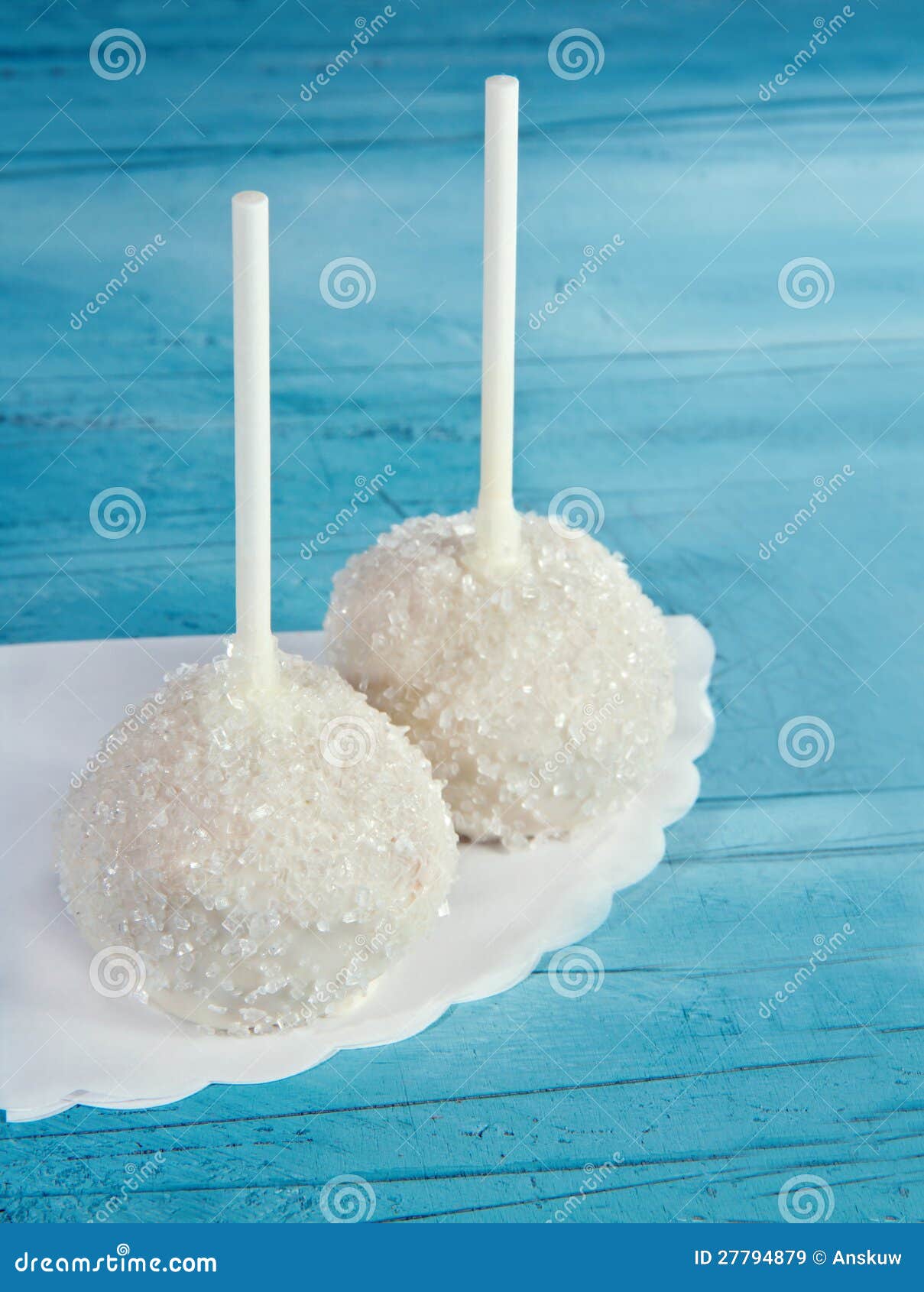 131 Two Cake Pops Stock Photos - Free & Royalty-Free Stock Photos from ...