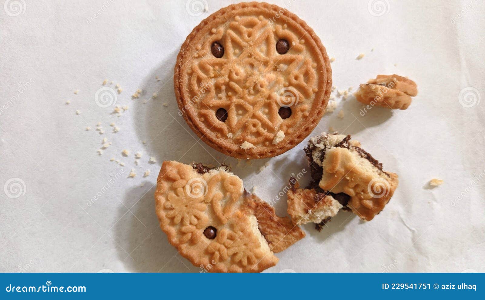 Two Whole Cakes and One Smashed Stock Image - Image of smashed, cakes ...